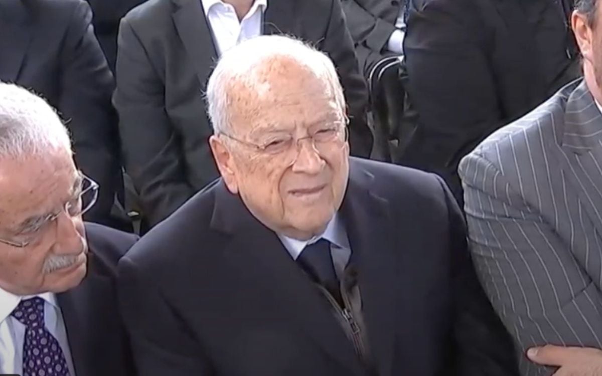 (VIDEO) Claudio X. González acompaña a Sheinbaum en la presentación del ...