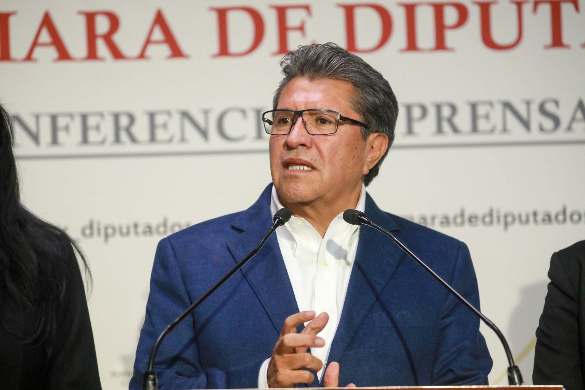 ¿Rebelión vs Monreal? Las 3 claves para entender los pleitos de Morena en San Lázaro