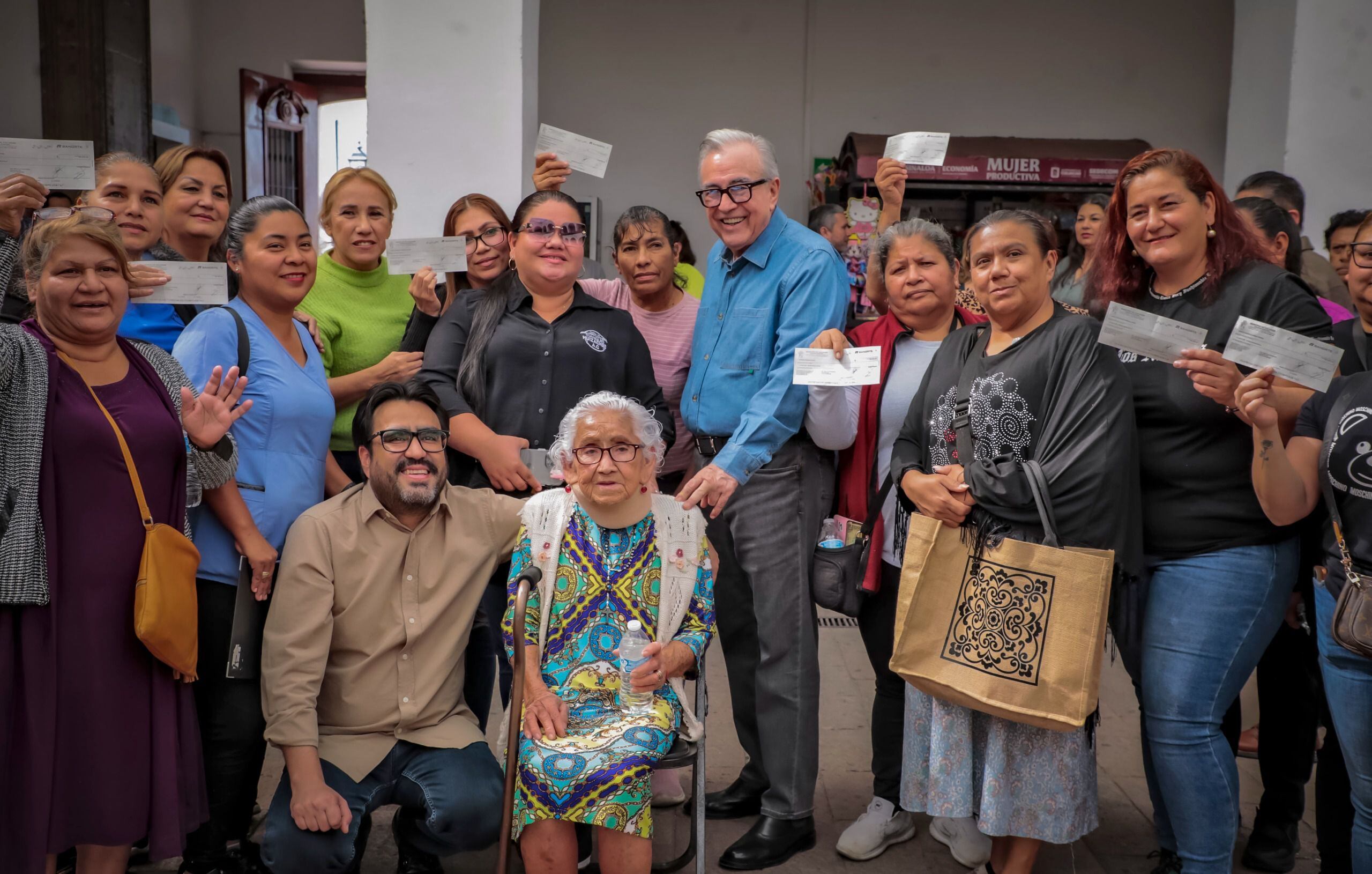 Rocha Moya buscará que los apoyos a comerciantes de Sinaloa sean ...