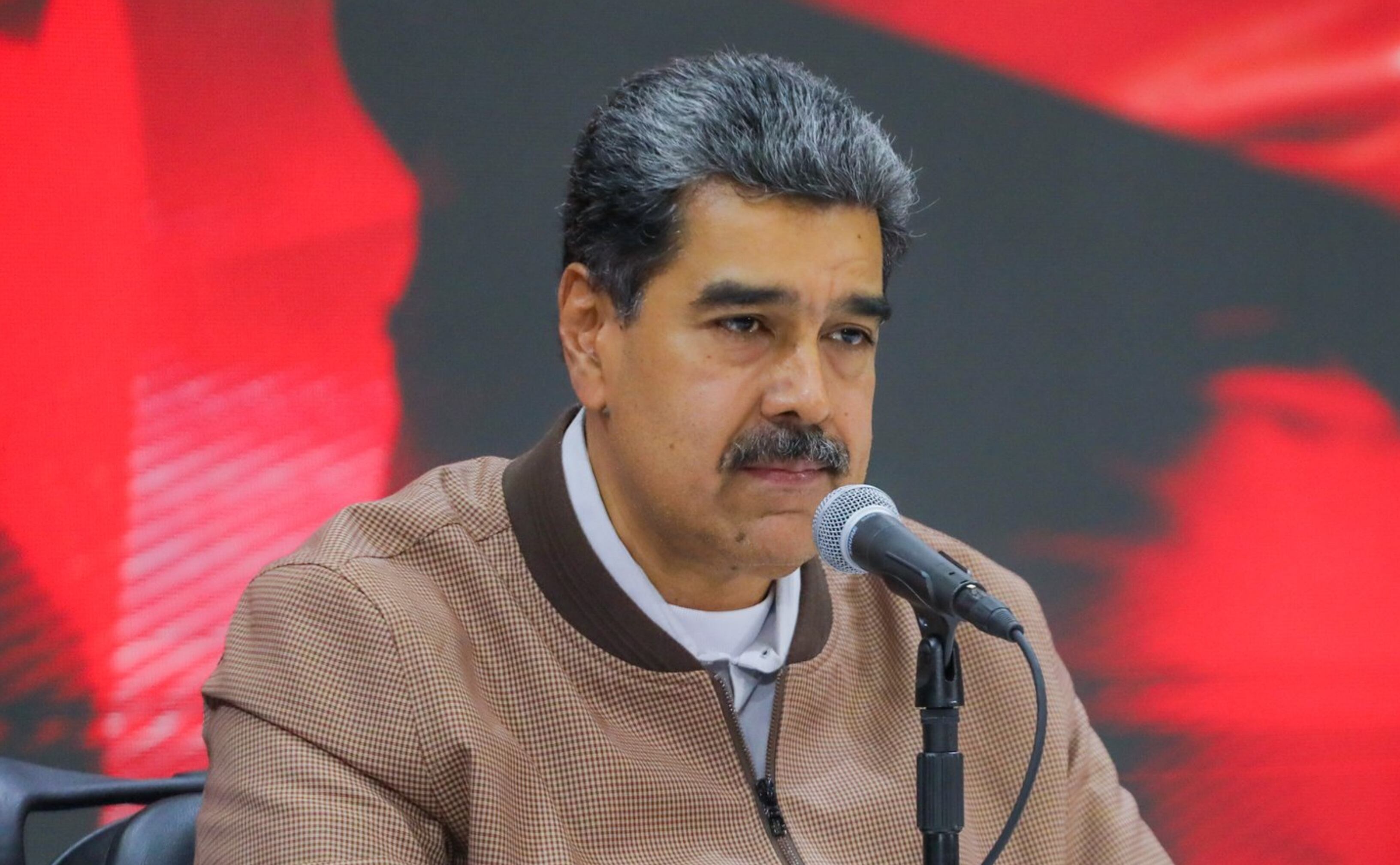 (FOTO) Filtran primera imagen de Nicolás Maduro tras ser detenido